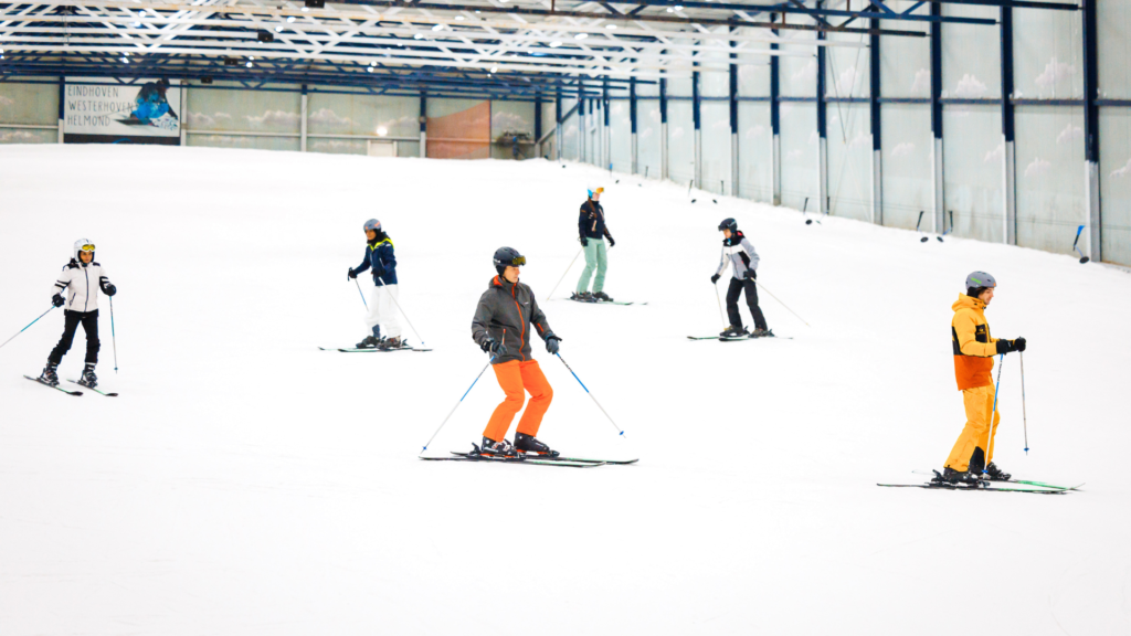 Ski and snowboard lessons - Montana-Snowcenter